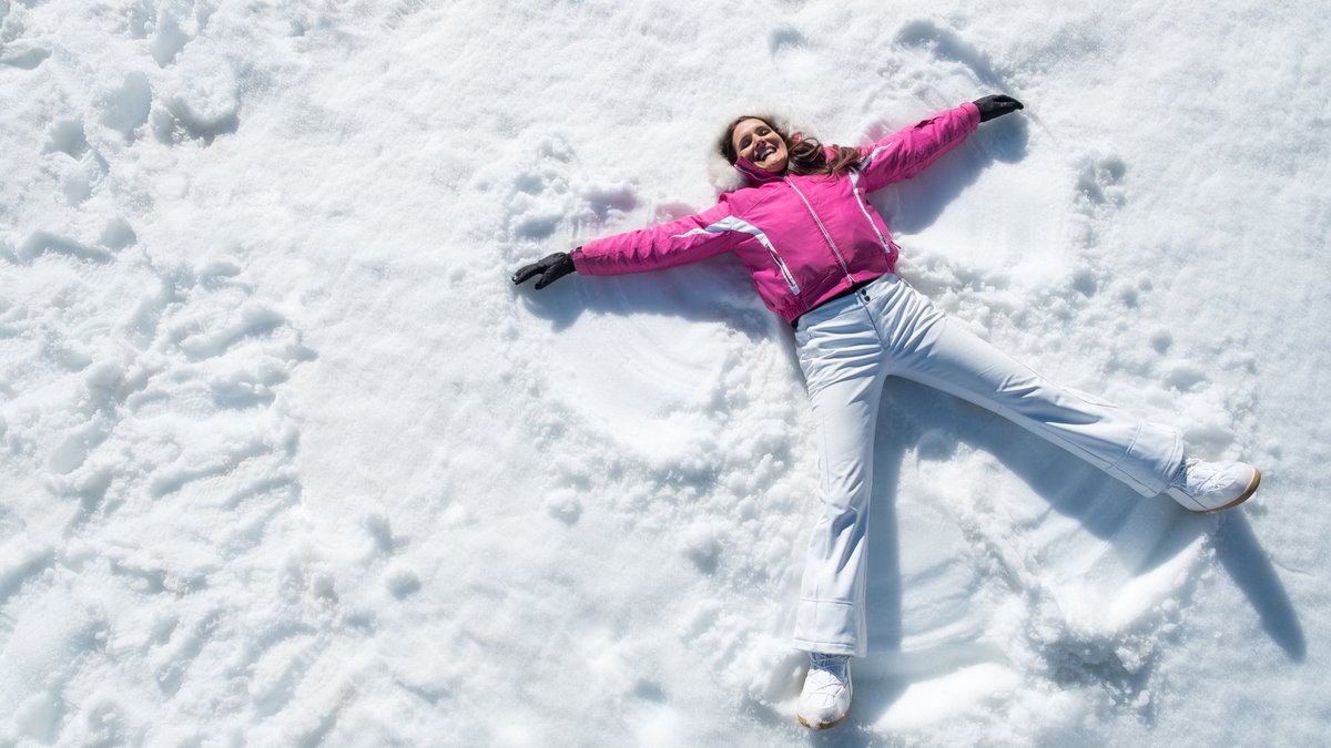"airBaltic" noliedz pases bojāšanu, Korejā dzer Latvijas tēju, mīts par ...