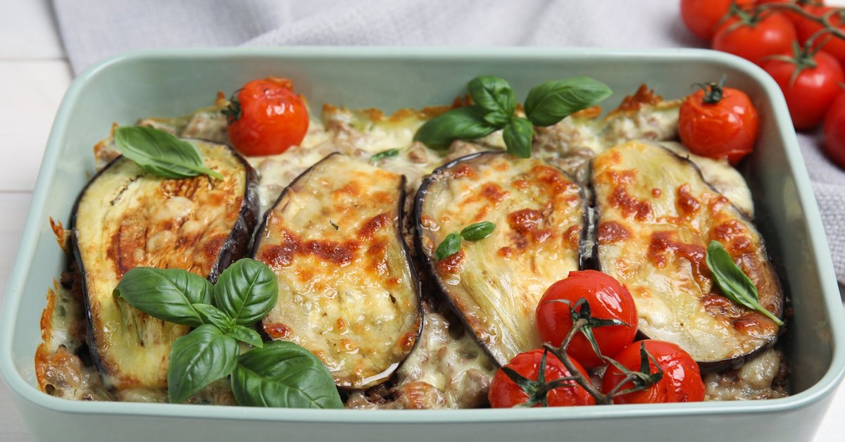 Pa pusei musaka, pa pusei lazanja. Sātīgs grieķu un itāļu virtuves ...