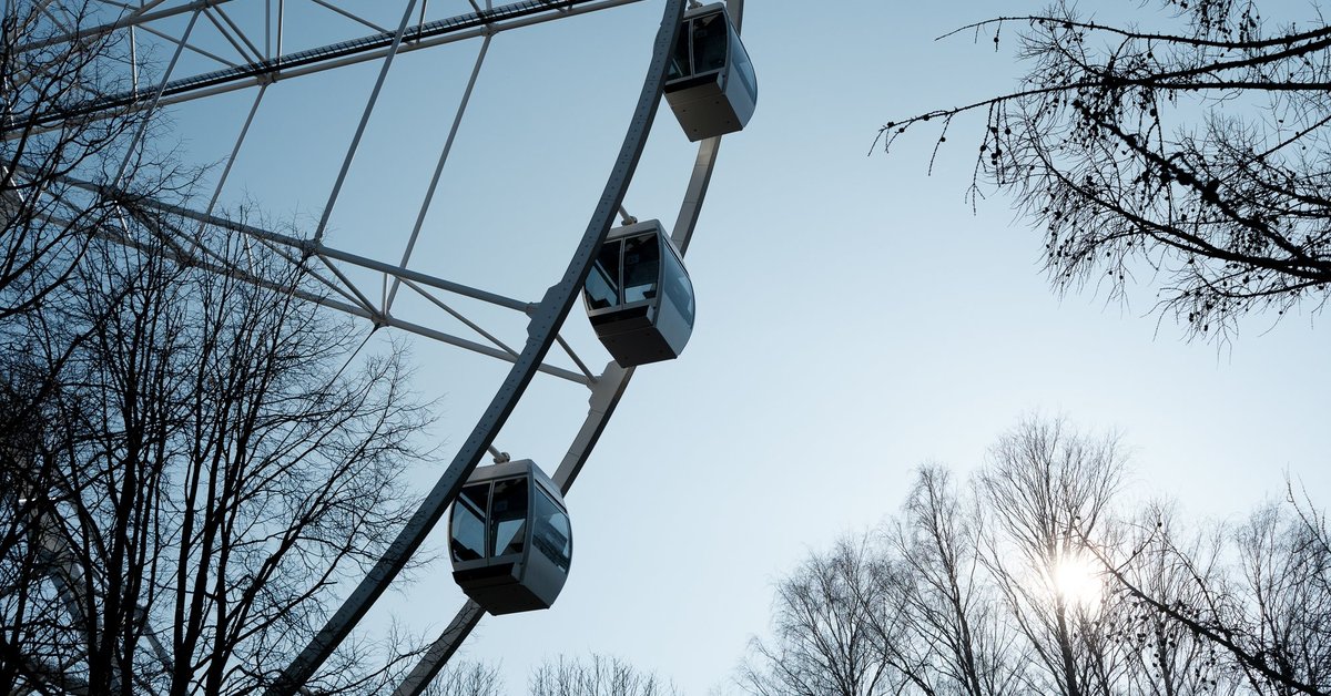 Rīgas panorāmas rats šonedēļ sāks vizināt apmeklētājus; zināms, cik ...