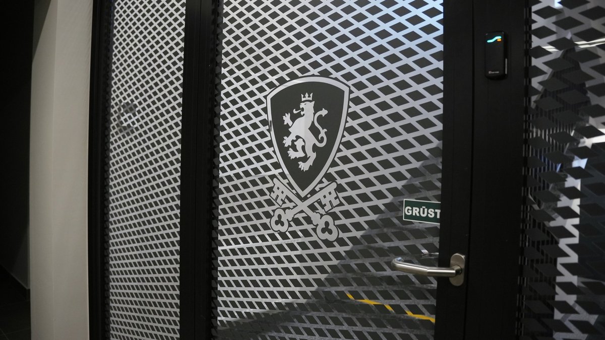 Rīgas domes komitejas sēdē sakaujas deputāti