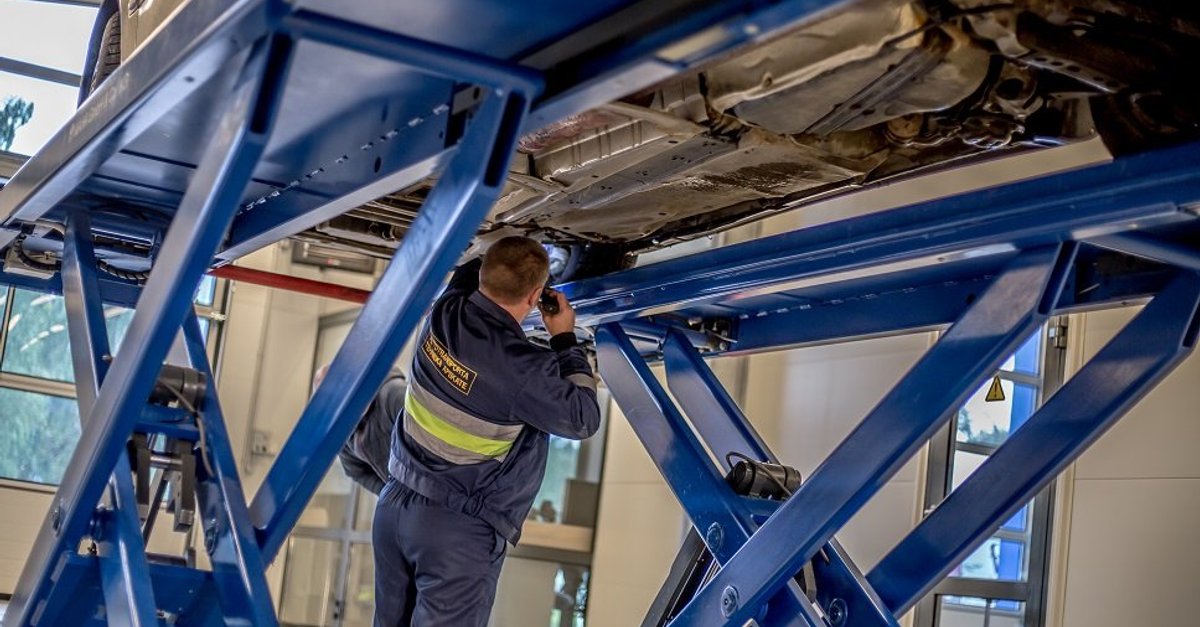 CSDD sestdien pagarina darba laiku vairākās tehniskās apskates stacijās