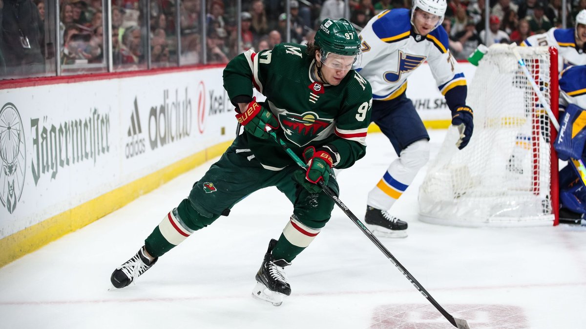 "Viņš neatstāja drupačas..." NHL rekordlielais līgums maina spēles ...
