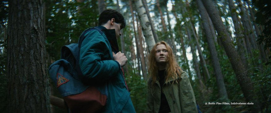 Sākta jaunas ģimenes piedzīvojumu filmas "Izdzīvošanas skola" uzņemšana