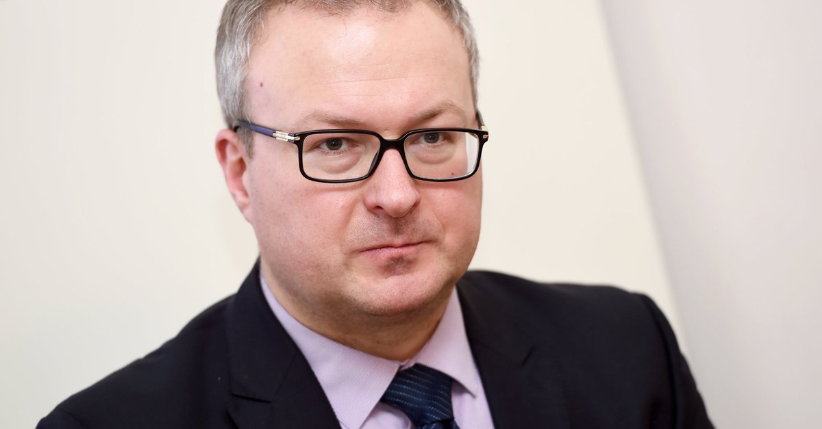 'Stradiņos' apturētas aknu transplantācijas operācijas, paziņo Muciņš