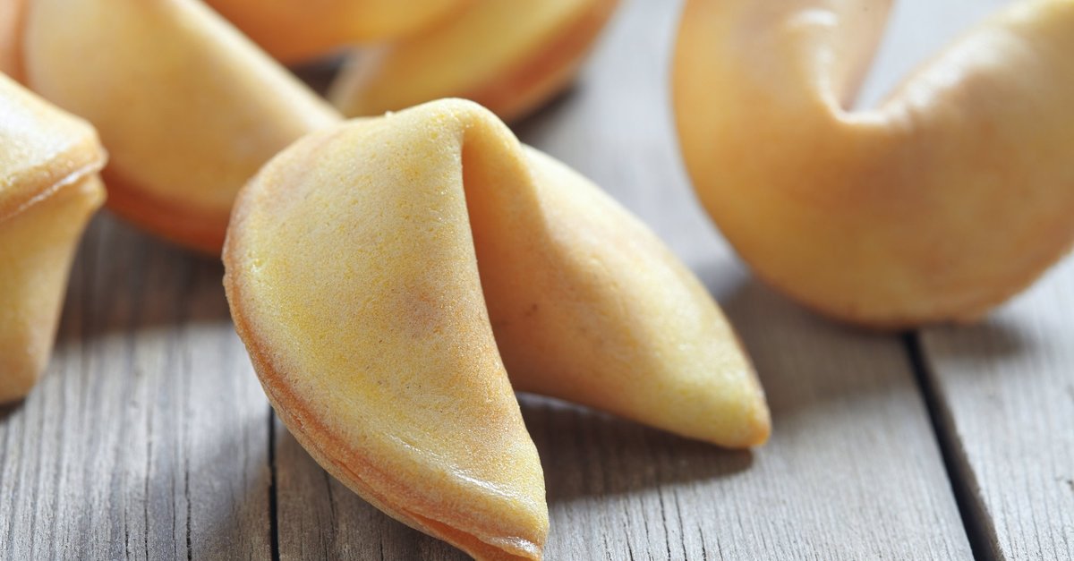 Laimes cepumi ar pareģojumu – kā pagatavot Jaunā gada našķi