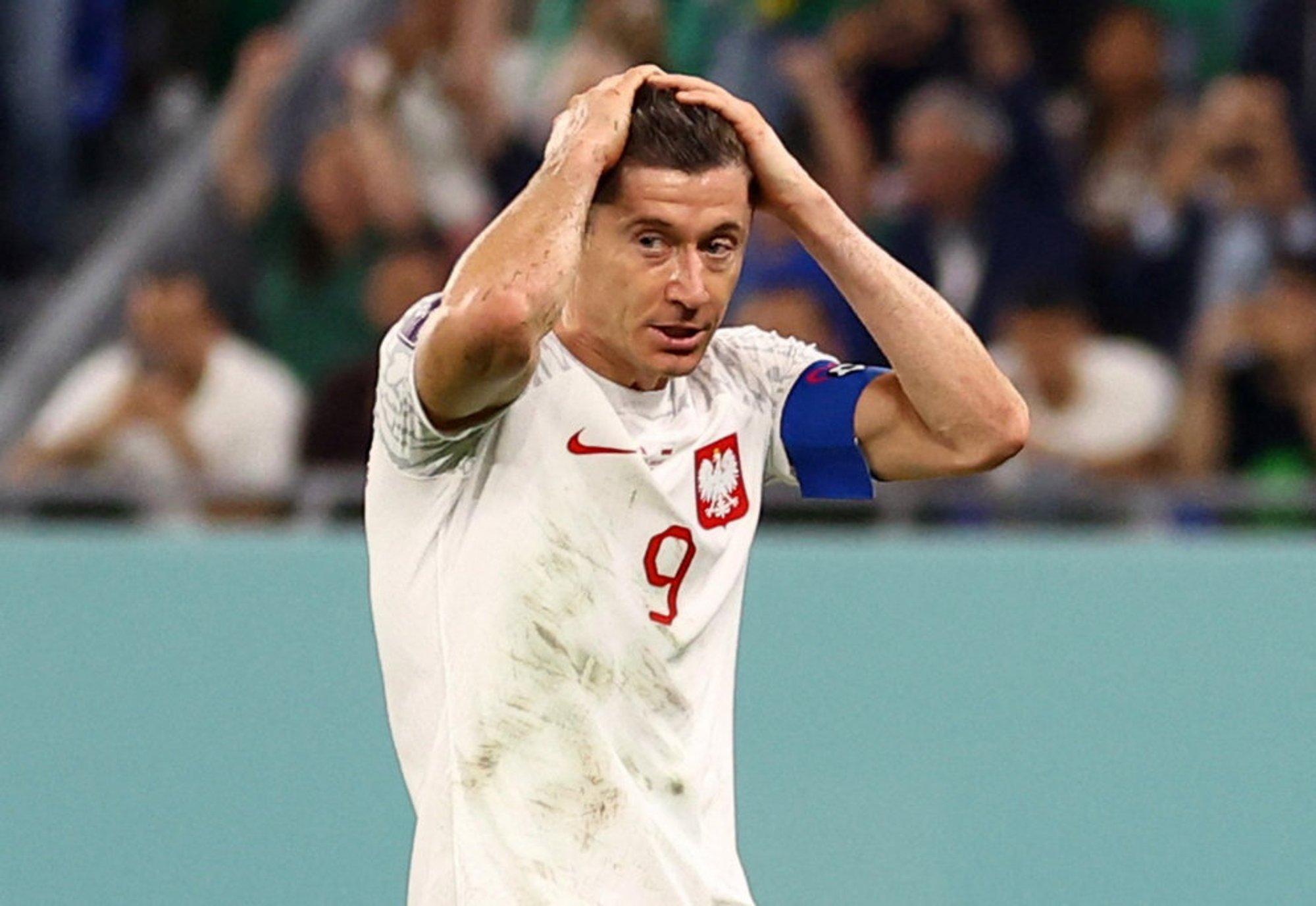 Levandovska skandāls Polijas izlasē: futbolisti devušies skaidroties ar ...