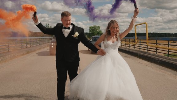 Noklausies! Edvards Strazdiņš laidis klajā jaunu dziesmu un romantisku ...