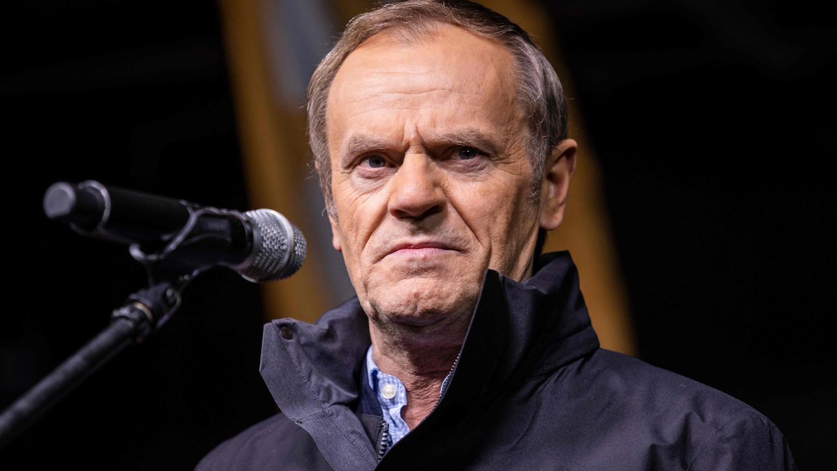 Notverts Polijas premjera ģimenes auto zaglis