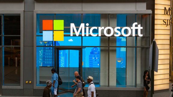 "Microsoft" aizvada sliktāko ceturksni kopš 2008. gada finanšu krīzes