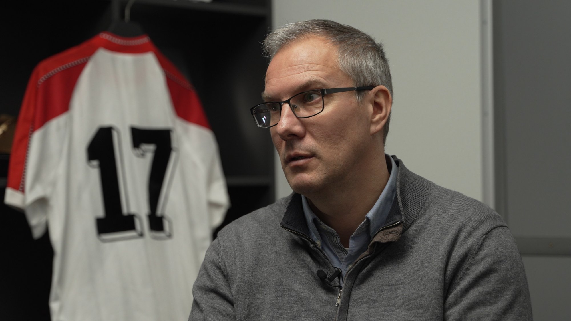 "MVPersonība" – Andrejs Štolcers: latvietis Anglijas futbolā par "Euro 2004", piedzīvojumiem un ...