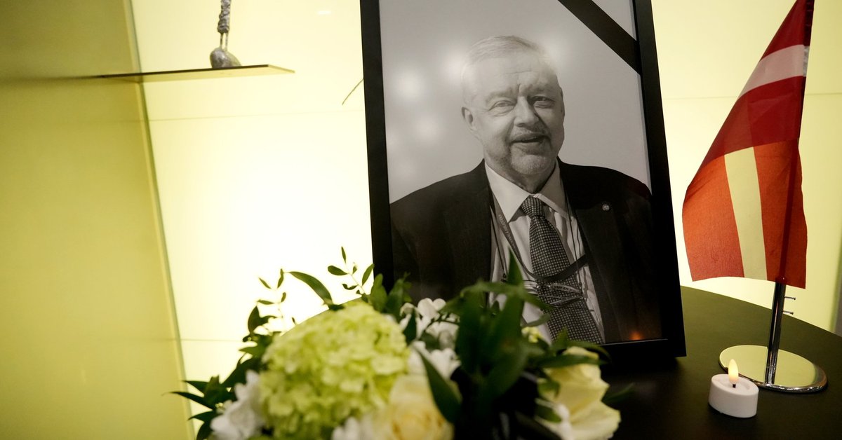 No Gaismas pils pēdējā gaitā pavadīts ilggadējais LNB direktors Andris ...