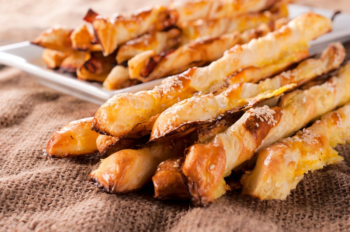 Siera cepumi no kārtainās mīklas