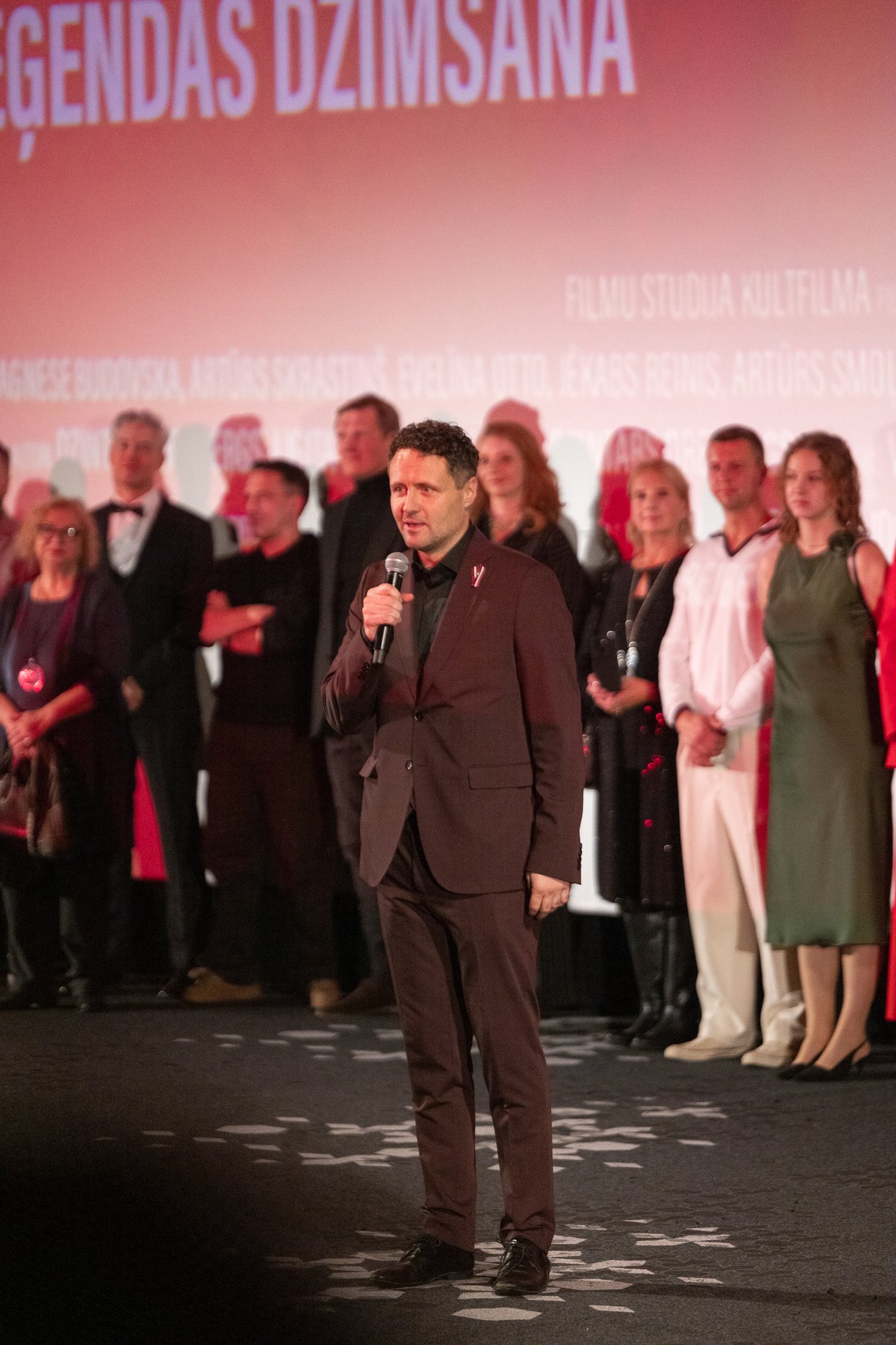 "Bija tik auksti, meitenēm jāspēlē īsajās biksēs..." TTT filmas ...