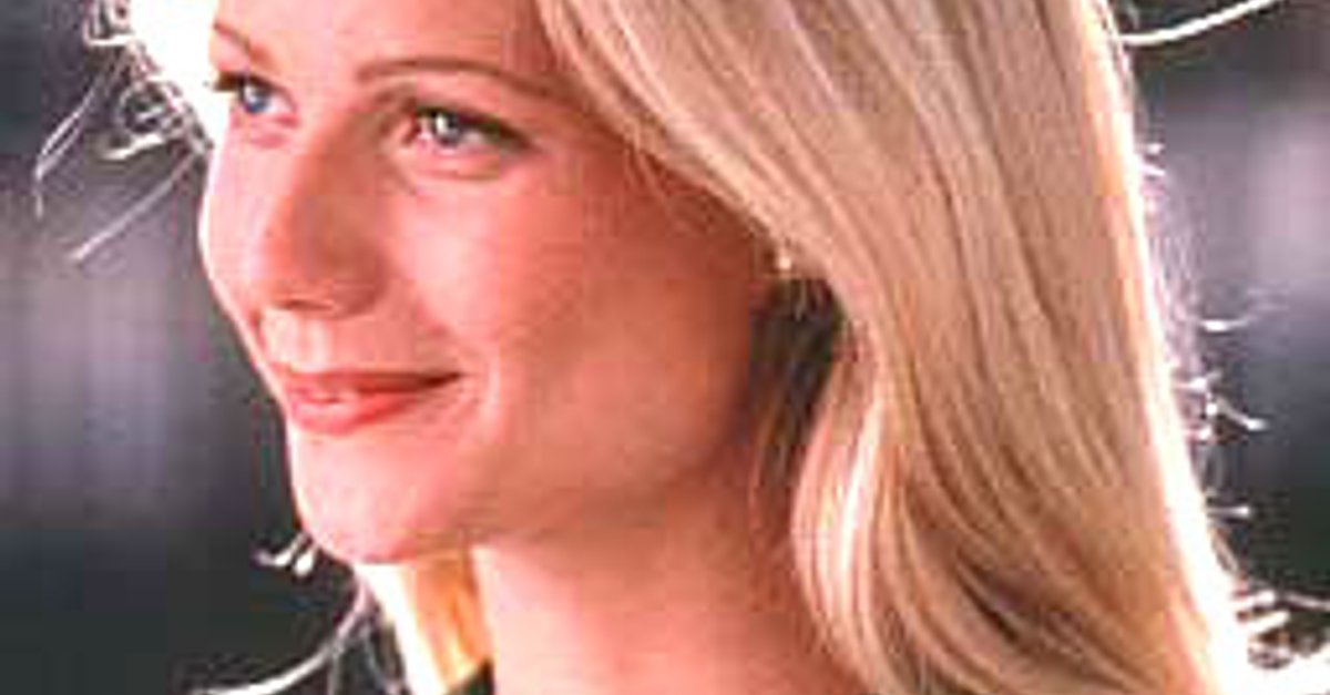 Gvineta Paltrova tēlos Monako princesi Greisu