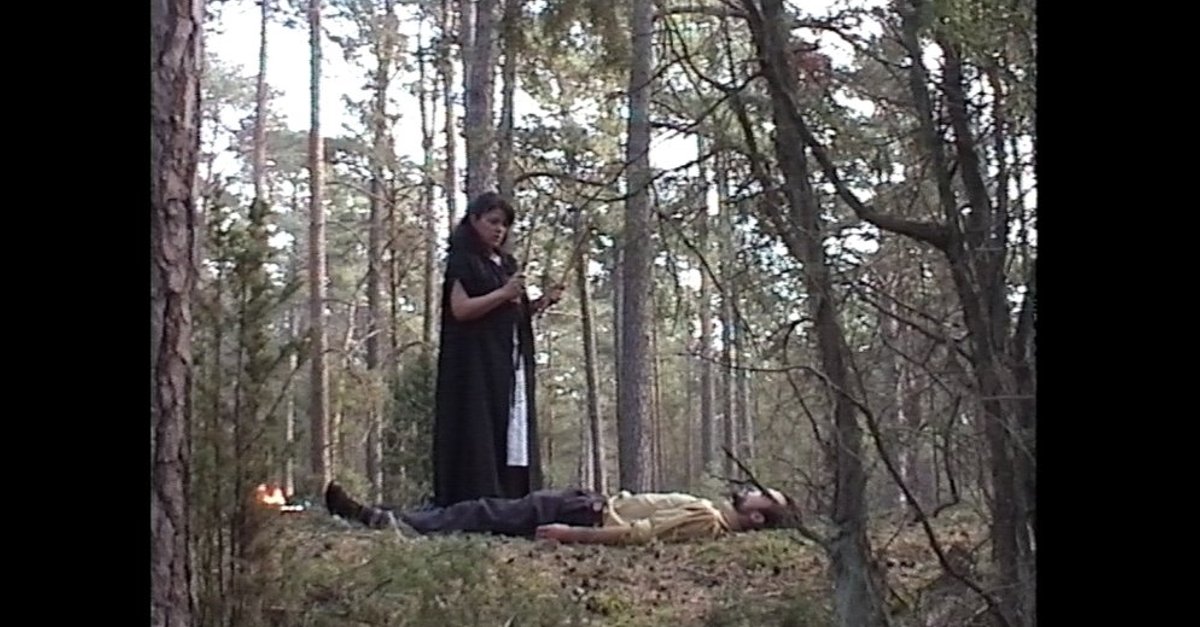 Maģija, seksualitāte un ceļš pie sevis. Dokumentālā filma 'Ragana'
