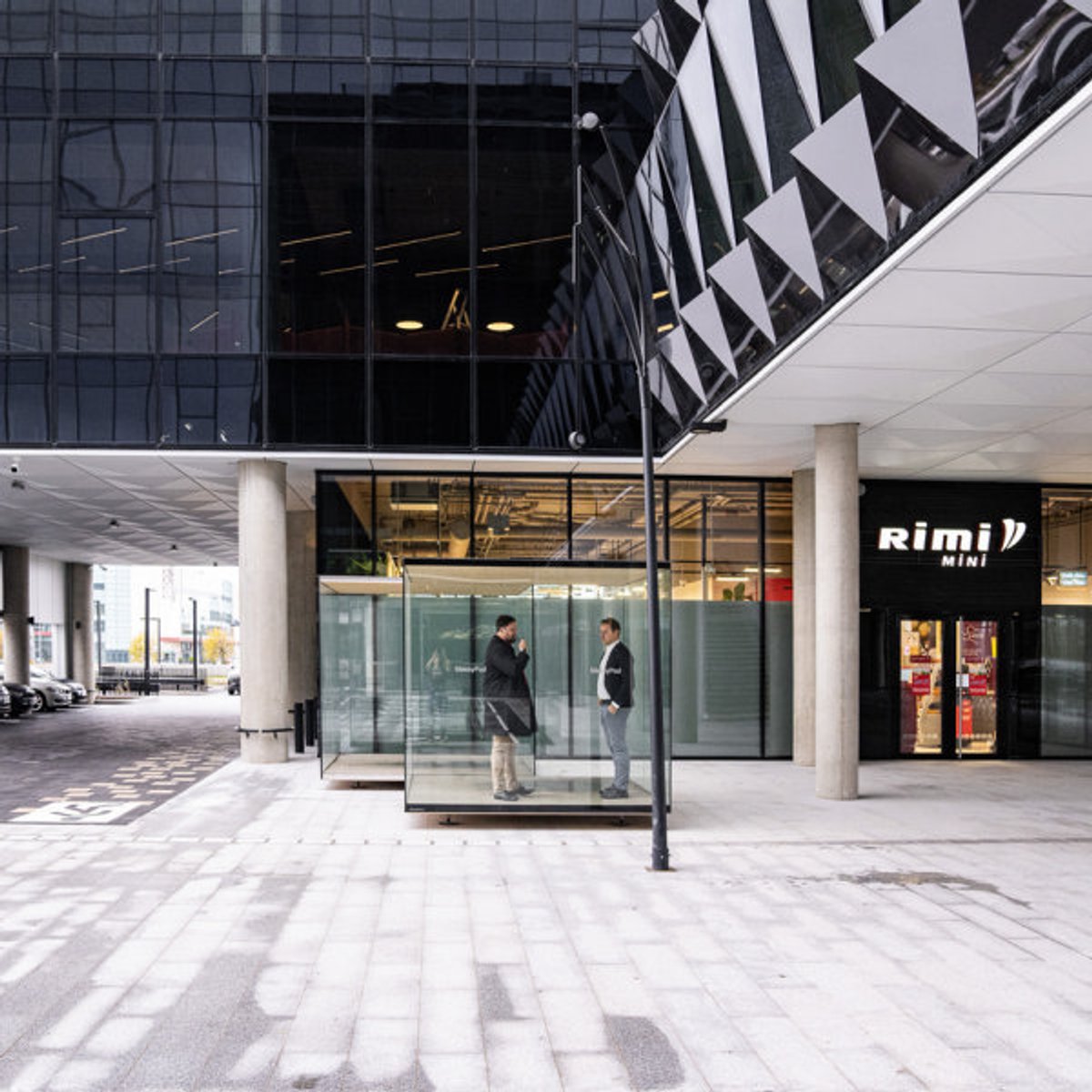 В Скансте открылся новый Mini Rimi, на Виенибас гатве - обновленная Maxima