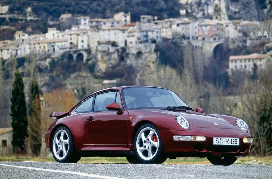 "Porsche" spēkratu sarkanie toņi: no pirmsākumiem līdz mūsdienām
