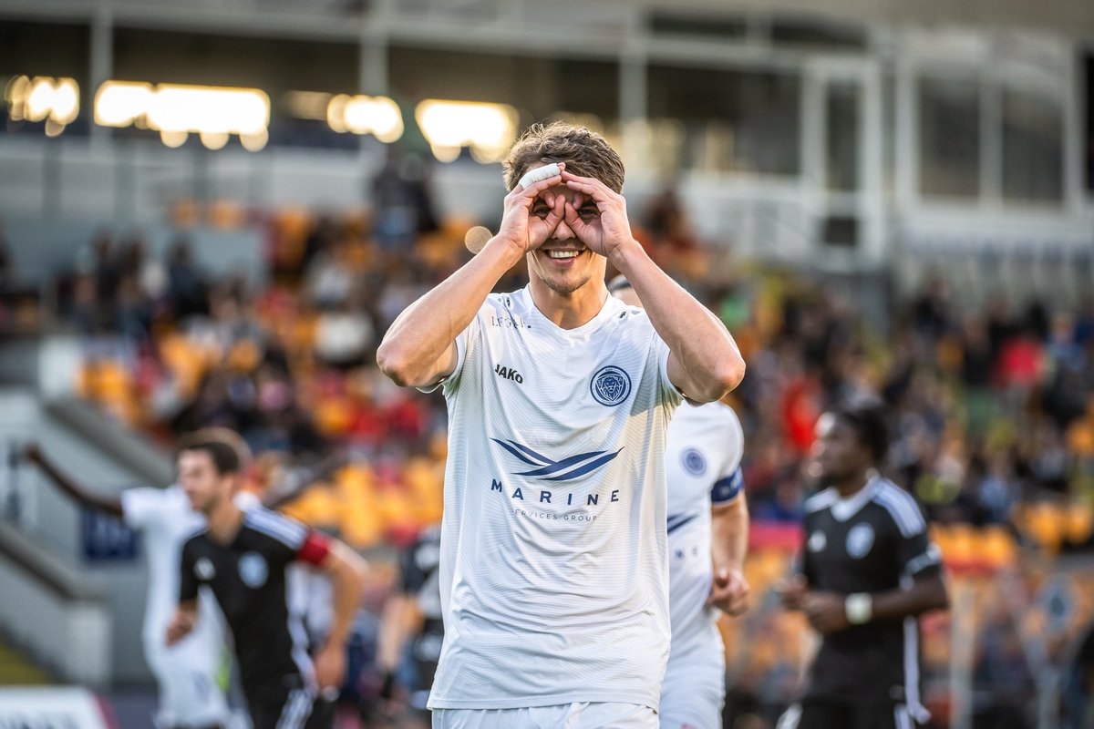 'Riga' futbolisti atgriežas Virslīgas līderpozīcijā