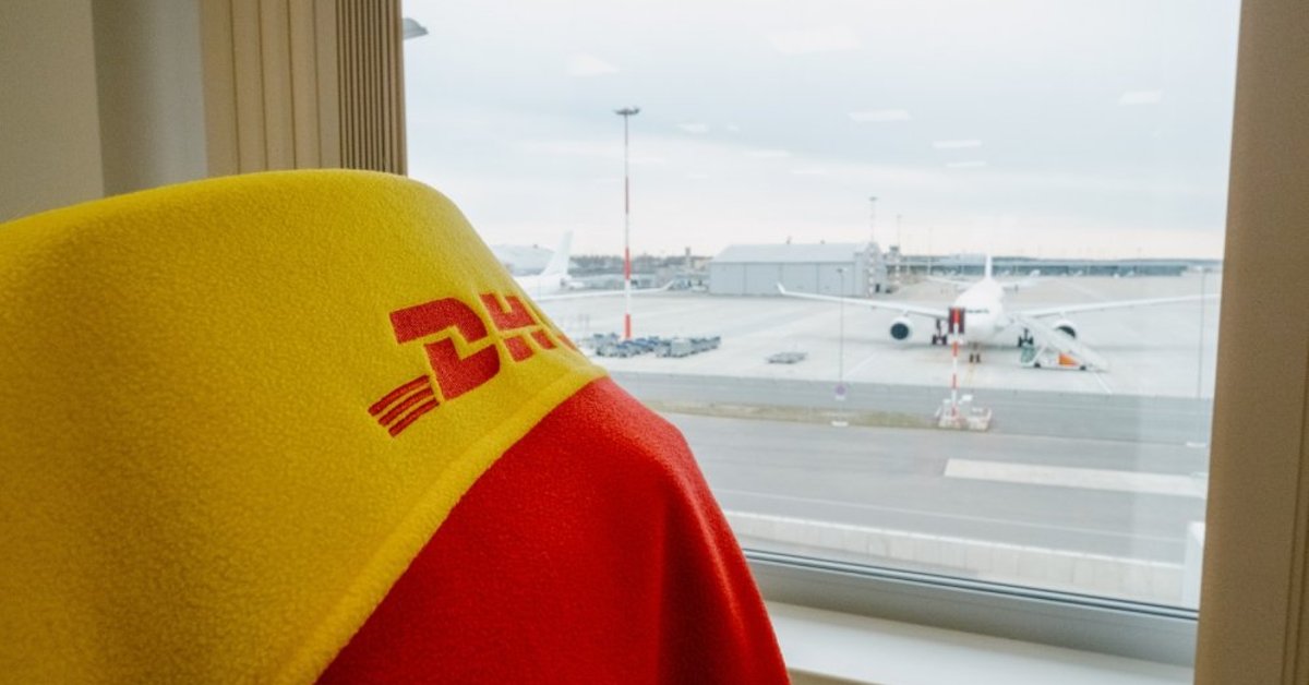 "DHL Express" apturējis daļu paku piegādi uz ASV