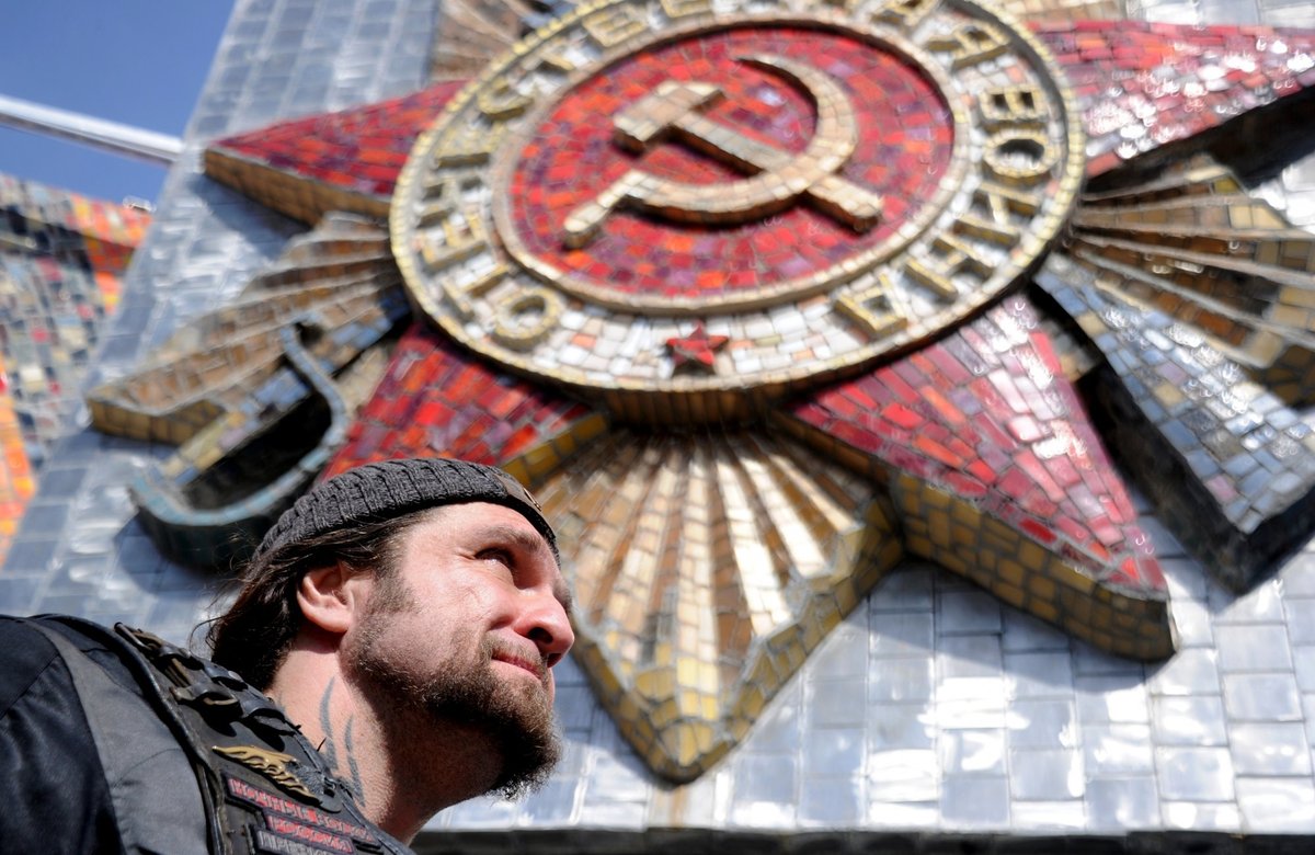 'Putina baikeri' atkal mēģinās sasniegt Berlīni; Latvijas nodaļa likvidēta