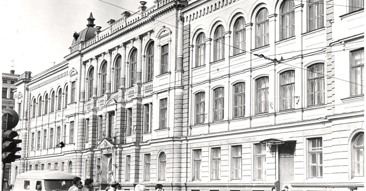 Skola ar stāstu: Rīgas Valsts tehnikums – prestižākā 'profene' gandrīz ...