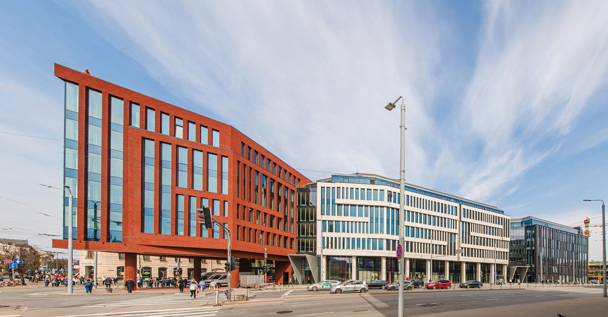 ФОТО: в Риге открылся бизнес-центр Novira Plaza