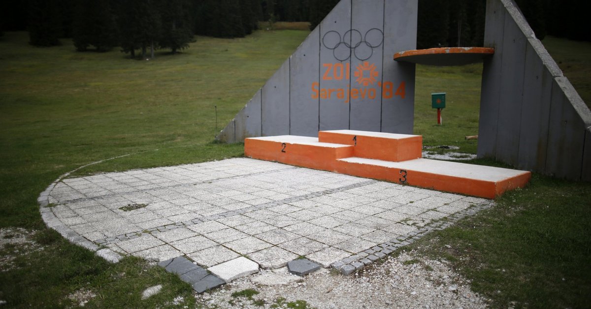 Foto: Sarajevas olimpiskās būves 30 gadus pēc Olimpiādes