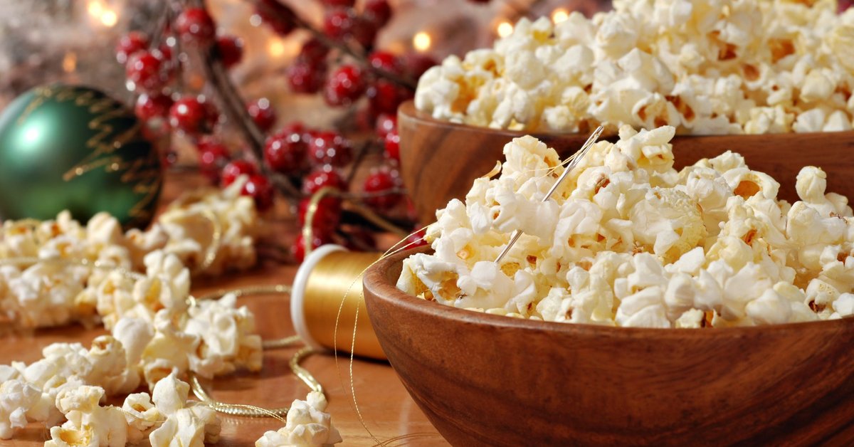 Kā izveidot popkorna virteni?
