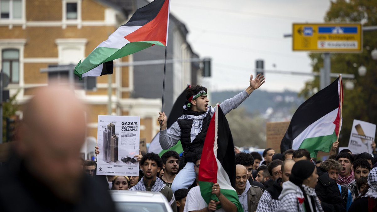 Francija izvirza nosacījumus Palestīnas valsts atzīšanai: prasa Tuvo ...