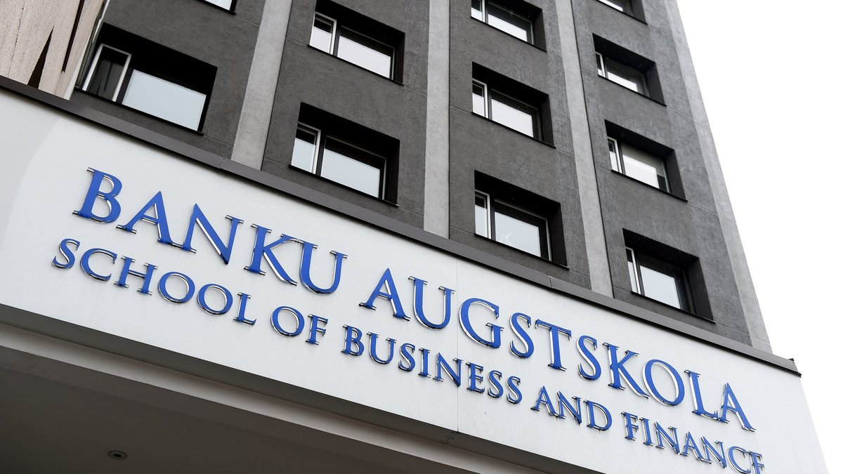 Banku augstskola oficiāli iekļauta LU