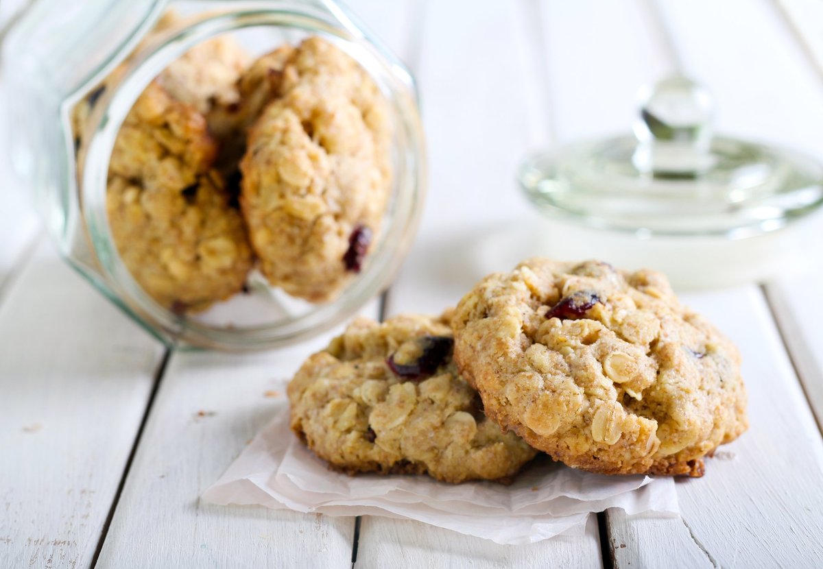 Biezpiena un auzu pārslu cepumi