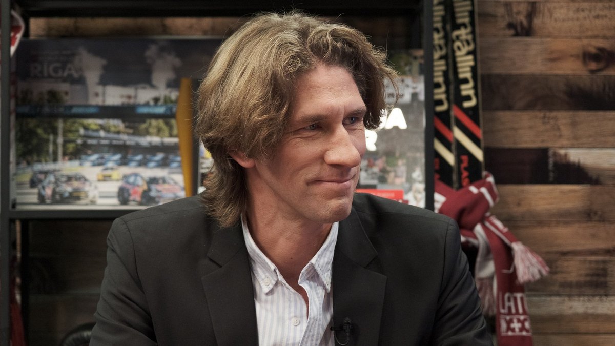 KNAB начал проверку в связи с участием в рекламе волейболиста и ...