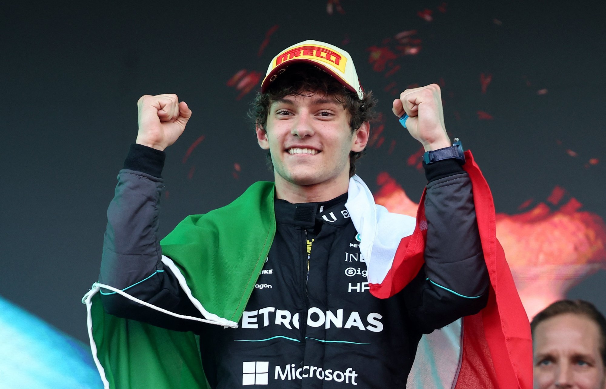 Antonelli uzvar Monako "Grand Prix"; uz goda pjedestāla arī Hamiltons ...