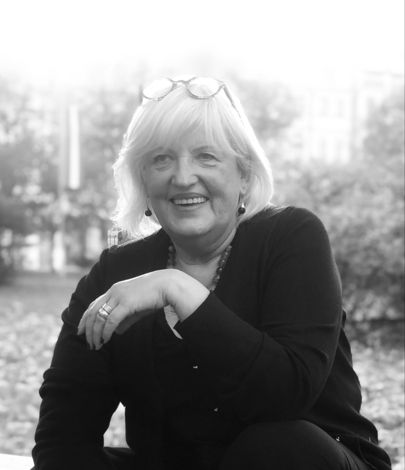 Mūžībā devusies bijusī žurnāliste un sabiedrisko attiecību speciāliste ...