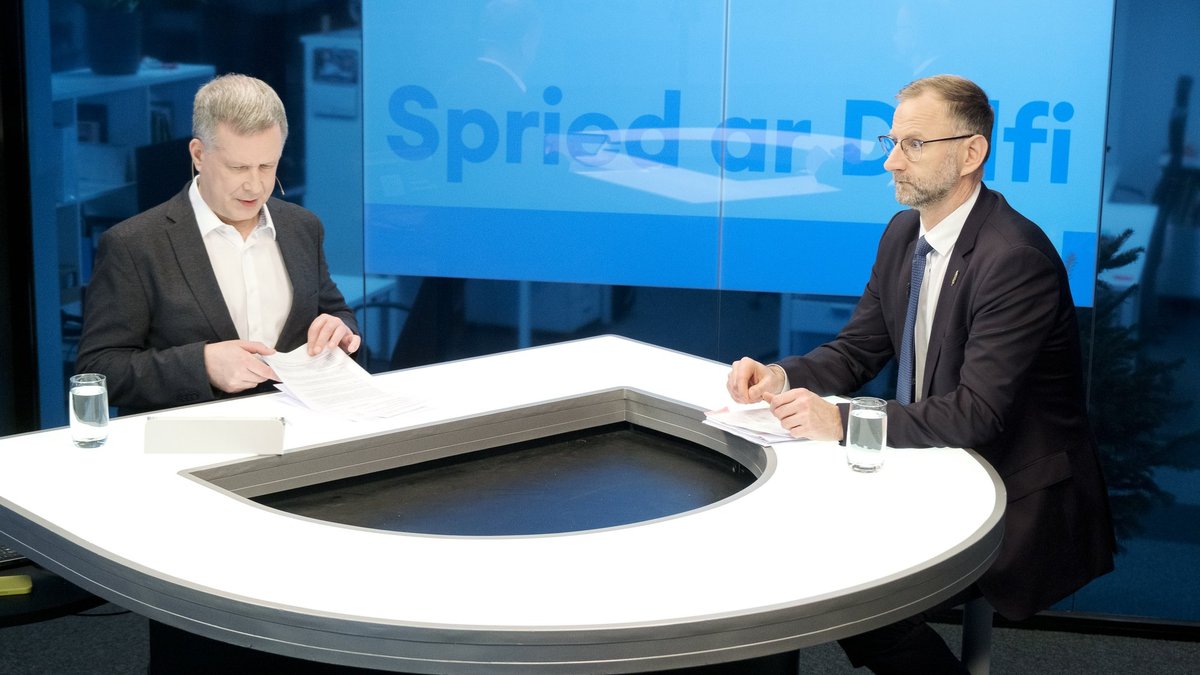 "Spried ar Delfi" intervija ar satiksmes ministru Ati Švinku. Pilns ...