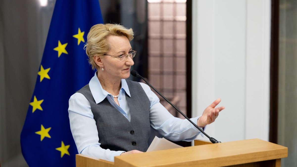 Svarīgi stiprināt gatavību krīzēm un visas sabiedrības noturību, uzsver ...