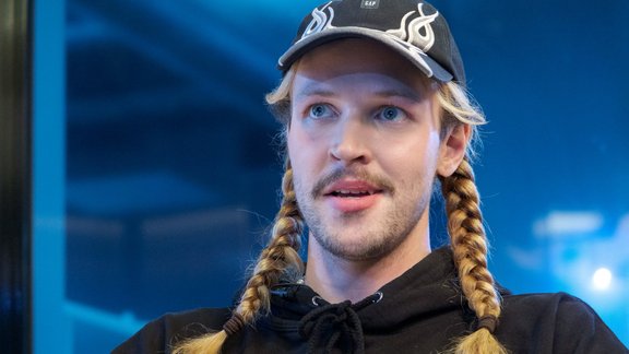 Rojs Rodžers — Delfi