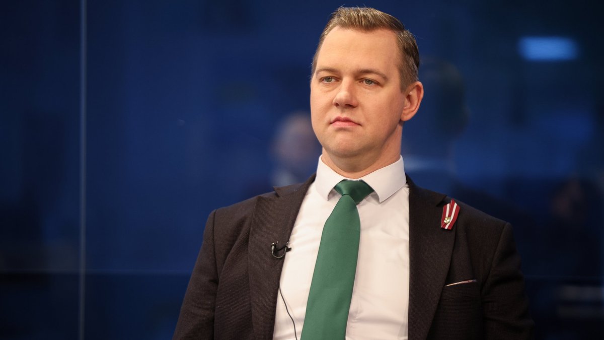 ZZS atvērta diskusijai par iespējamu atbildības sfēru maiņu ministrijās