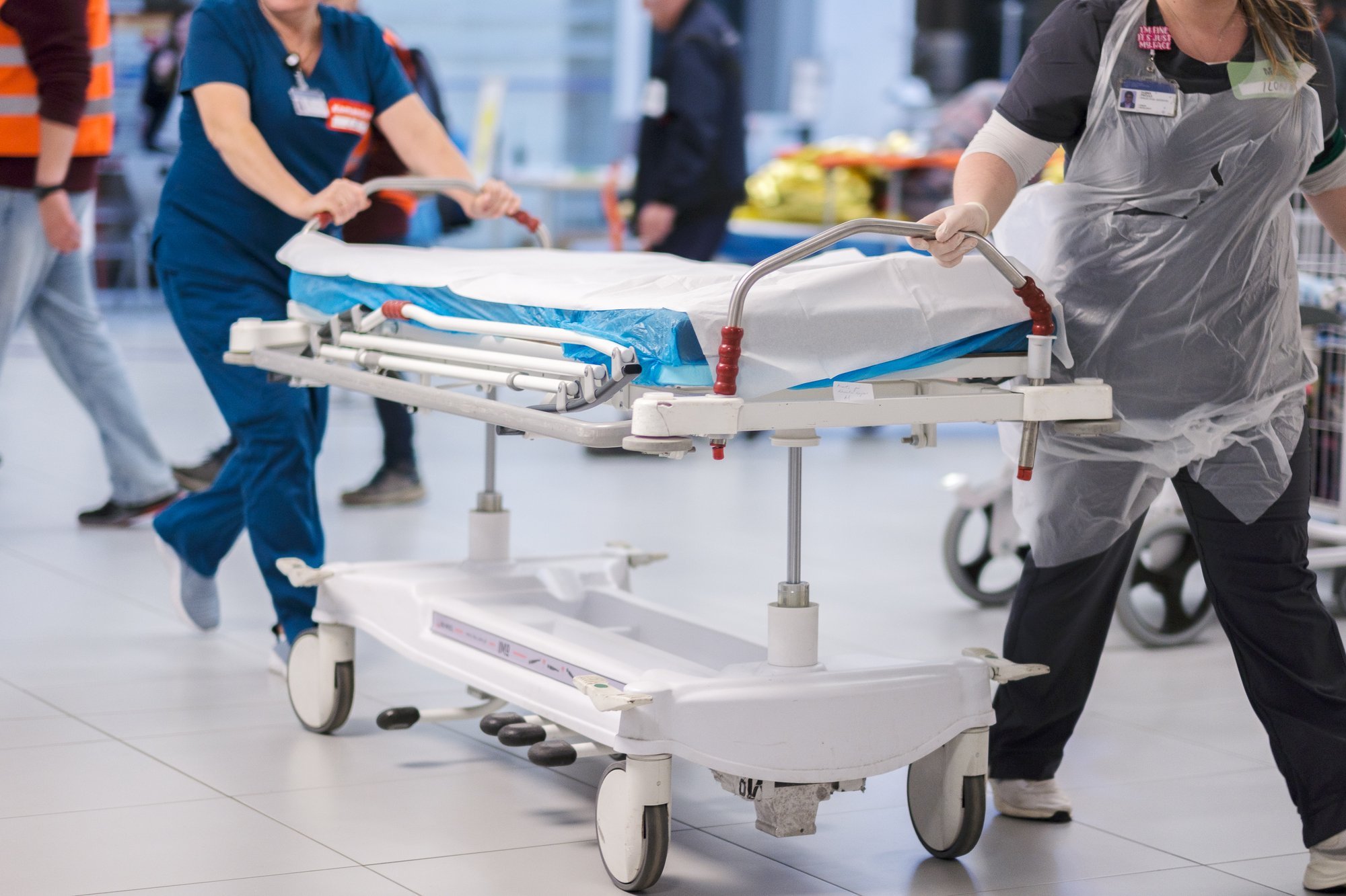 Kas mediķiem jādara X stundā? Izskata galvenos medicīnas tiesību jautājumus