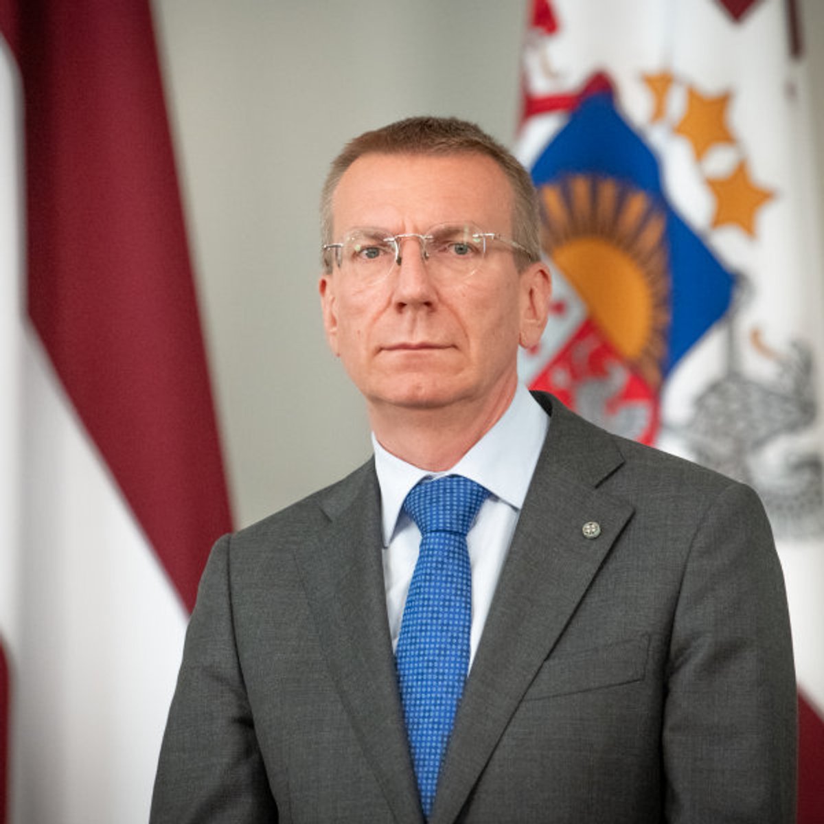 Rinkēvičs no soda atbrīvojis divus notiesātos