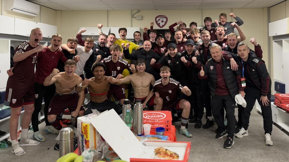 Latvijas U-19 futbolisti parūpējas par sensāciju pret futbola lielvalsti