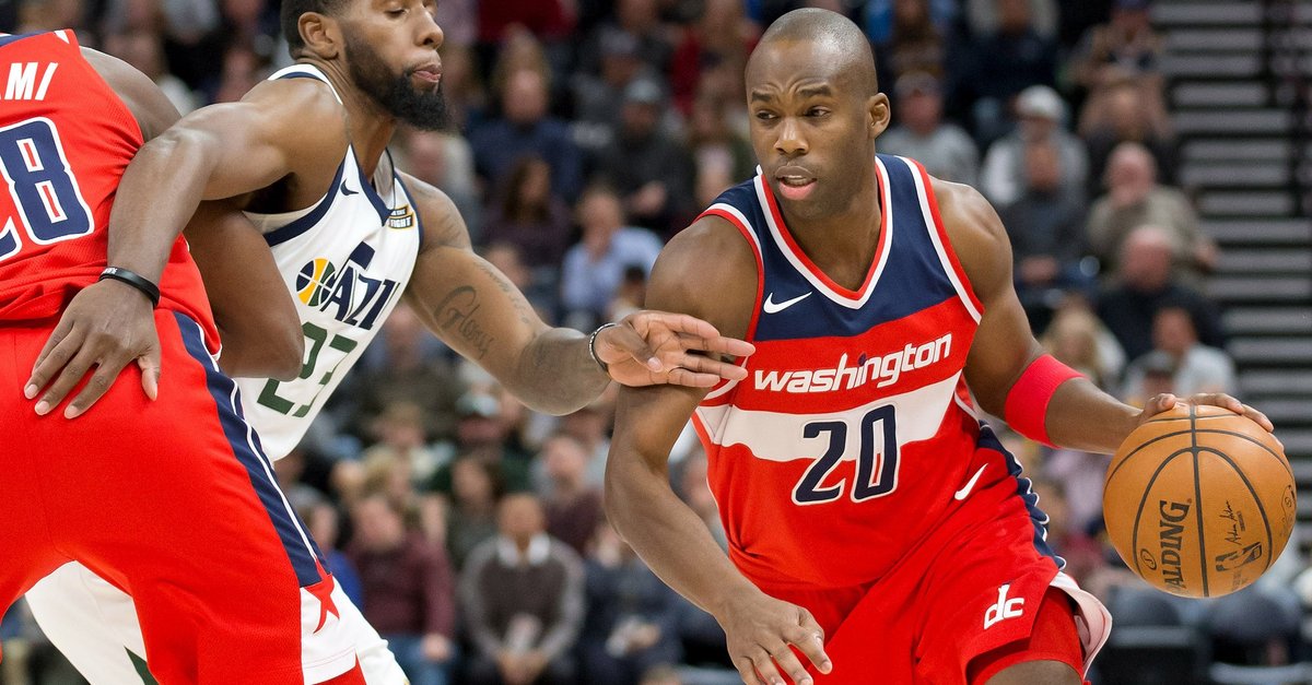 Milvoki 'Bucks' oficiāli atskaita no komandas dopinga lietošanā ...