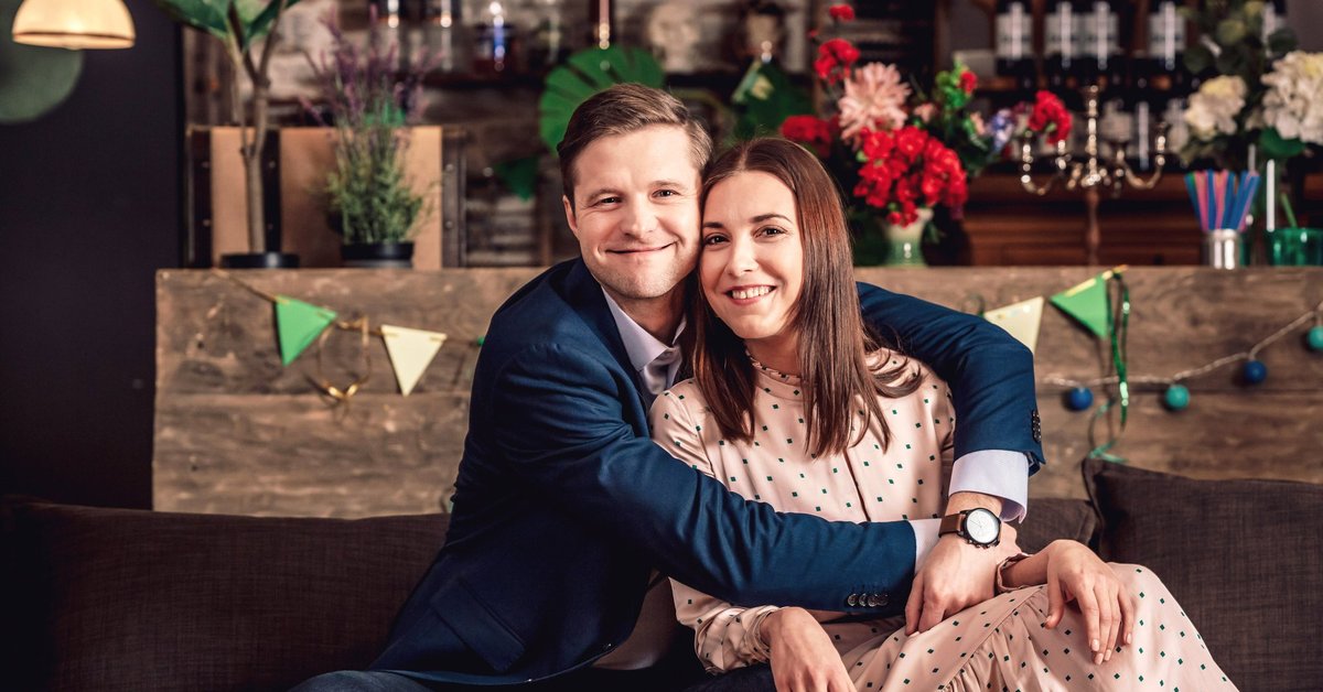 Intrigas un jauni varoņi: ieskats seriāla 'Viss pa jaunam' trešajā sezonā