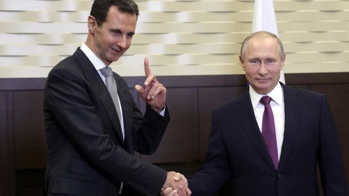 Maskava sniegusi patvērumu Asadam un viņa ģimenei